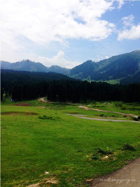 #KashmirDiaries: Doodhpathri - Where water turns into milk - Modern Gypsy